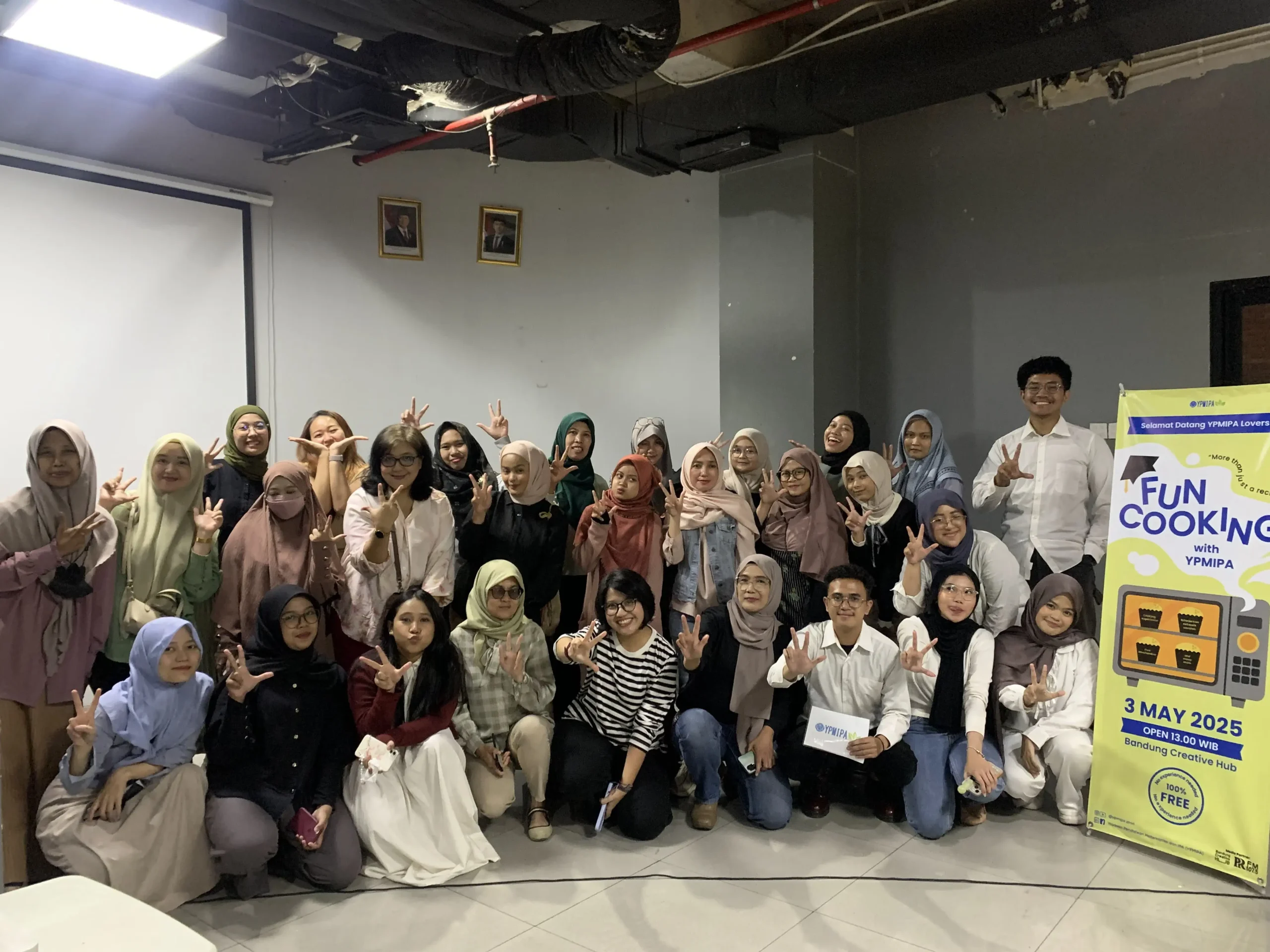 Kolaborasi YPMIPA dan SDGs Heroes: Ubah Citra Menakutkan Matematika Lewat Camilan dengan ...